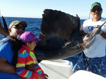 Full Day of Fun - Review of Ursula Fishing IV - 34’ Crystaliner, Cabo ...